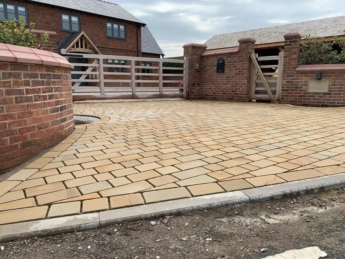 Tumbled Random Yorkstone Cobble Setts – Britannia Stone