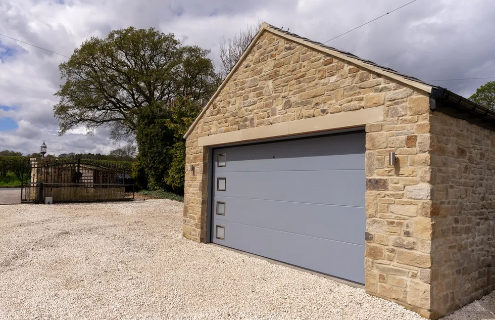 Natural Stone Heads & Cills | Architectural Stone – Britannia Stone