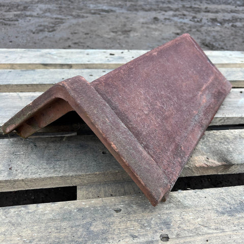Reclaimed 18" Red Triangle, Capped Clay Ridge Tile 100° – Britannia Stone