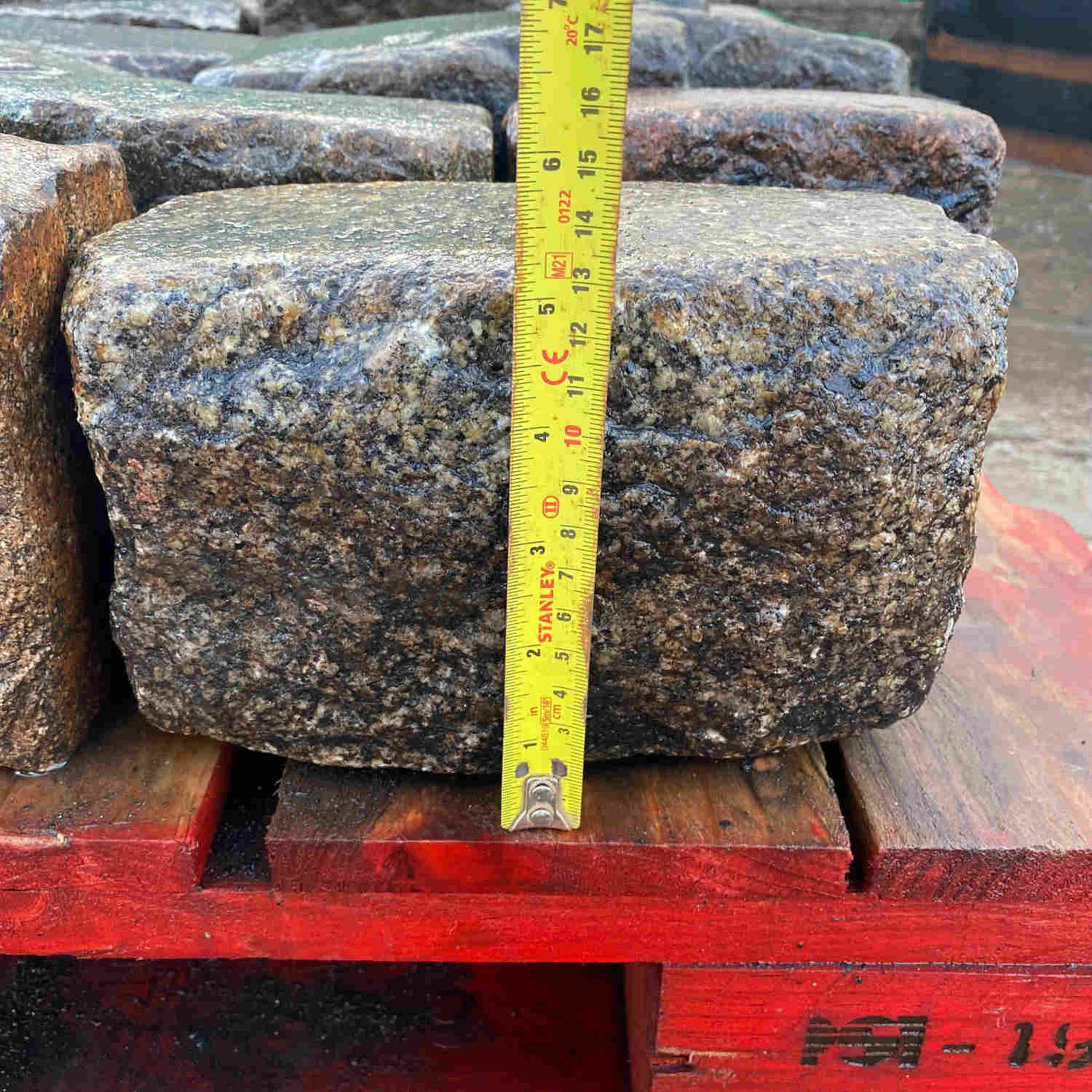 Reclaimed Cobble Setts, Gritstone Cobbles Granite Sett – Britannia Stone