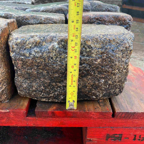 Reclaimed Cobble Setts, Gritstone Cobbles Granite Sett – Britannia Stone