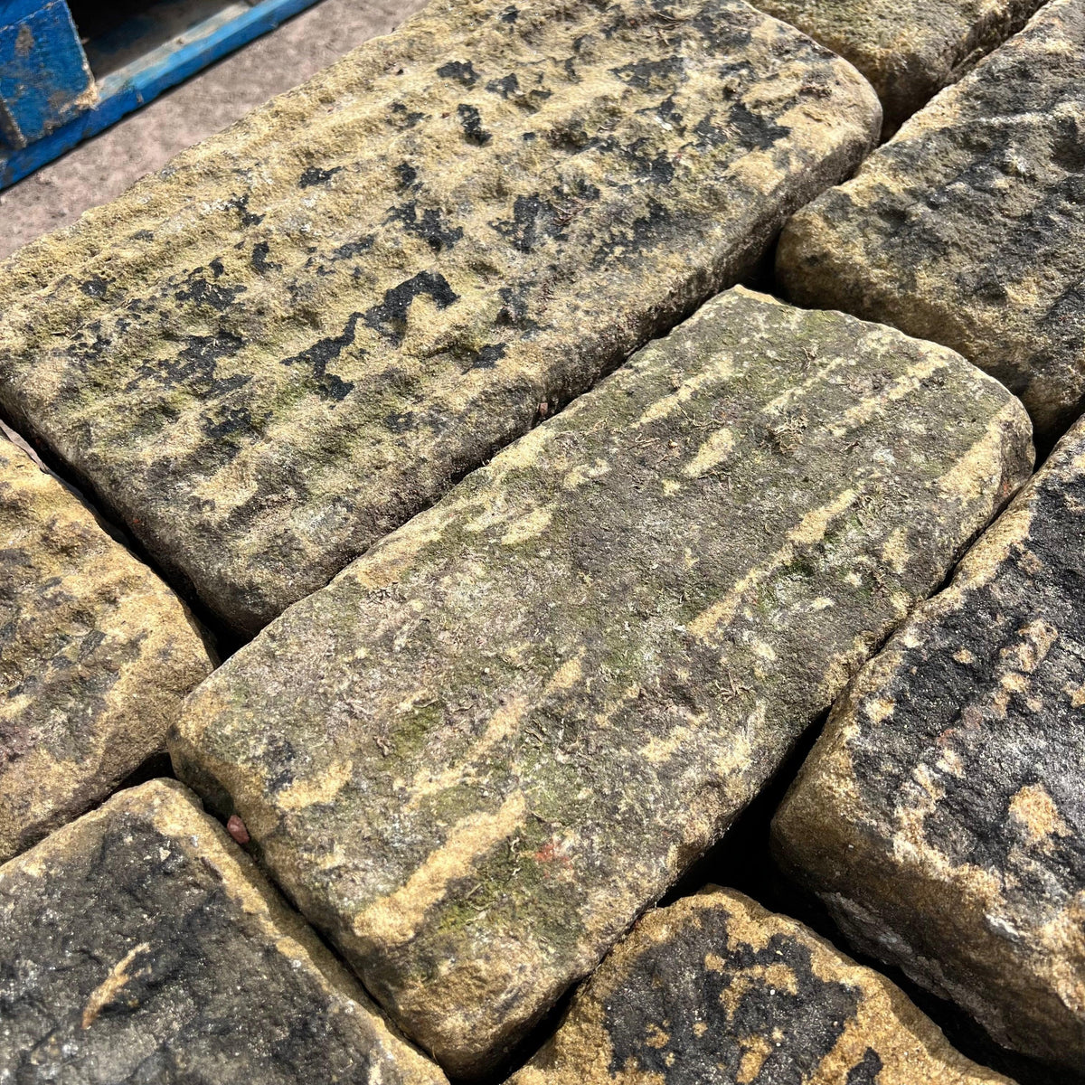 Reclaimed Parallel Punch Building Stone - Dressed & Backed Off - Per S ...