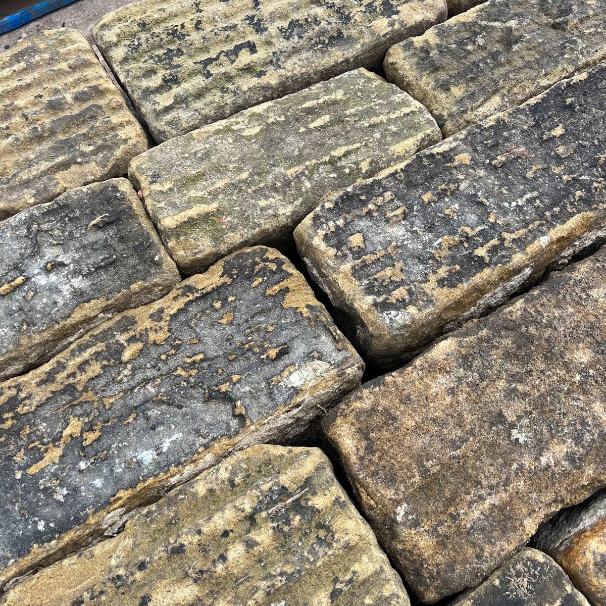 Reclaimed Parallel Punch Building Stone - Dressed & Backed Off - Per S ...