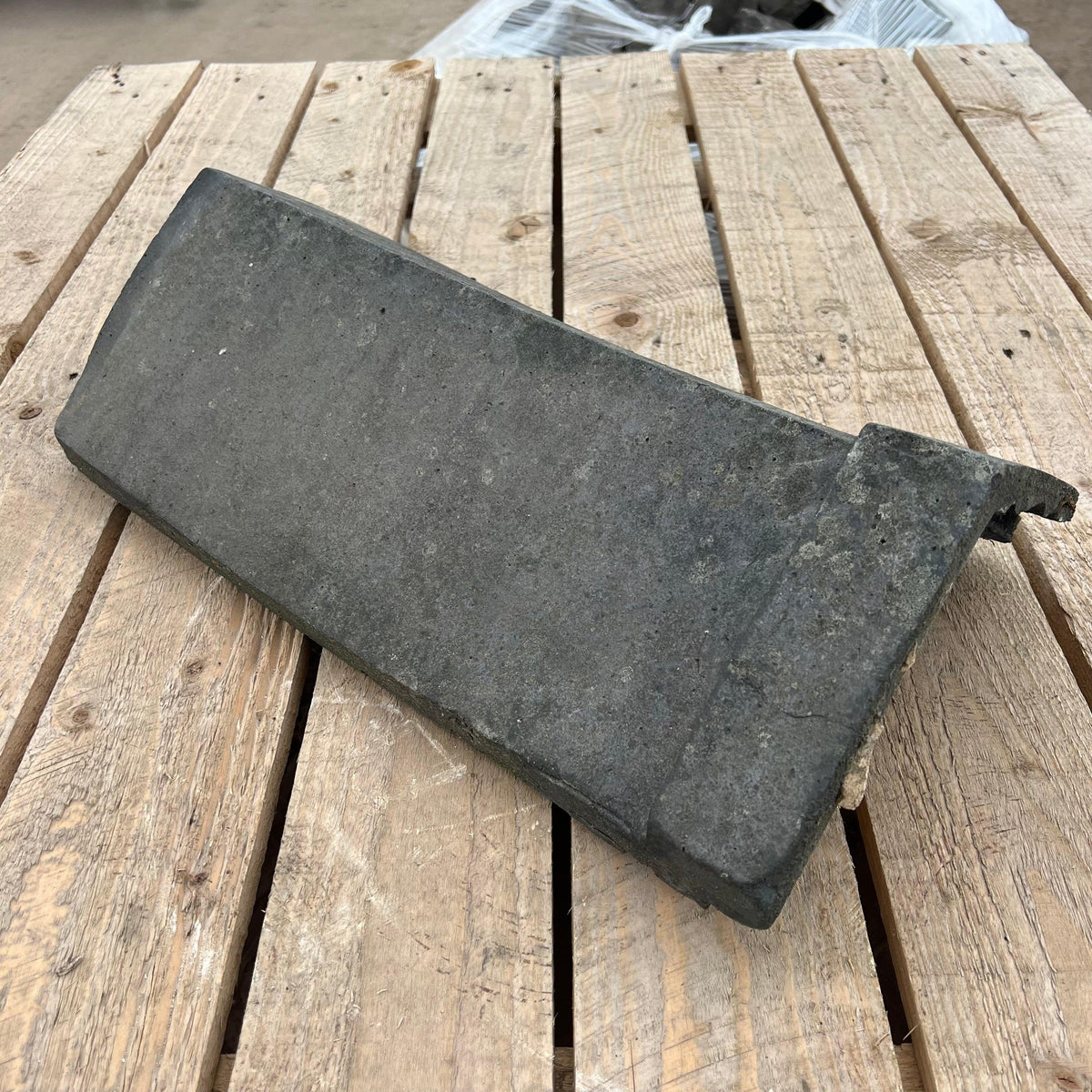 Reclaimed Staffordshire Blue 18" x11" Capped Ridge Tile – Britannia Stone