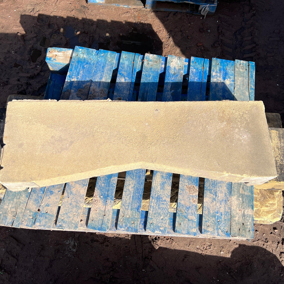 Reclaimed Stone Head, Old Stone Head, Door Stone Head. – Britannia Stone