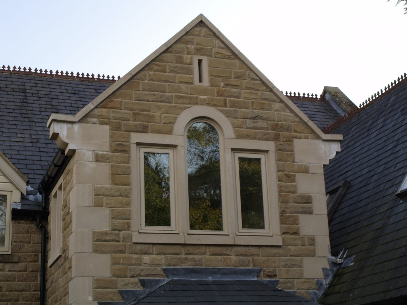Natural Stone Heads, Cills & Mullions | Building Stone. – Britannia Stone